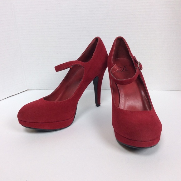 Derek Heart | Shoes | D Derek Heart Red Velvet Platform Heels Sz 7 ...